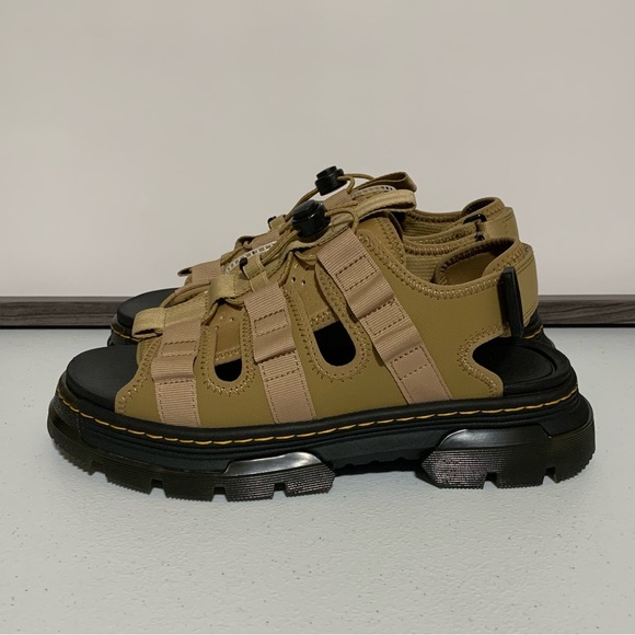 Dr. Martens Unisex Jericho Sandals-Size 8 Men’s/9 Women’s-New